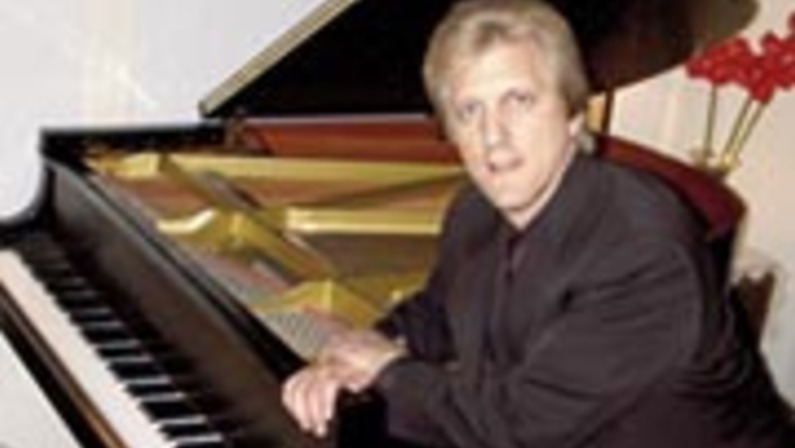 The Entertainer | STANFORD magazine