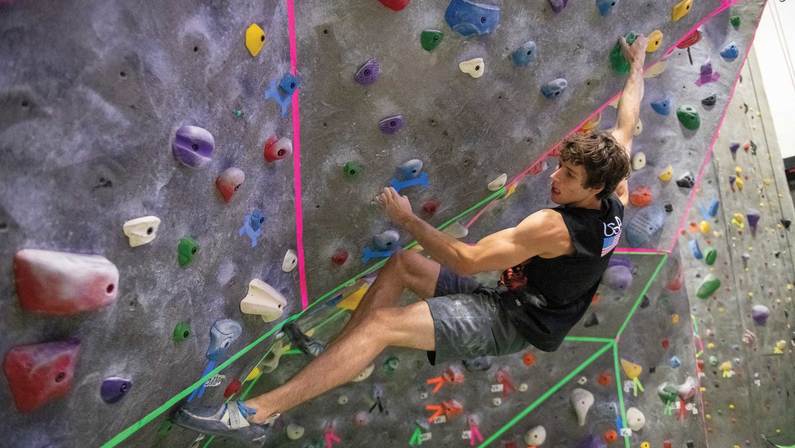 Stanford’s Climbing Team Has High Expectations | STANFORD magazine