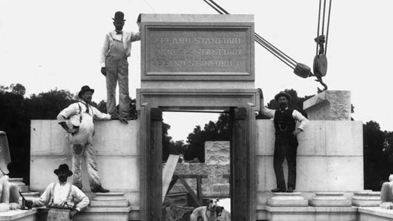 What You Don’t Know About The Mausoleum | STANFORD magazine